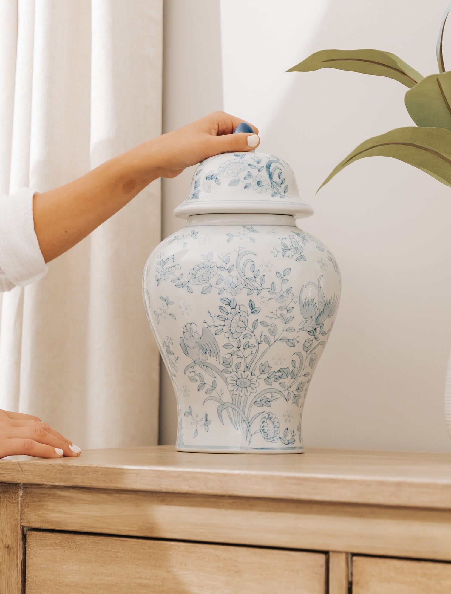 Cremation Urns, Perfect Memorials and Keepsakes | OneWorld Memorials